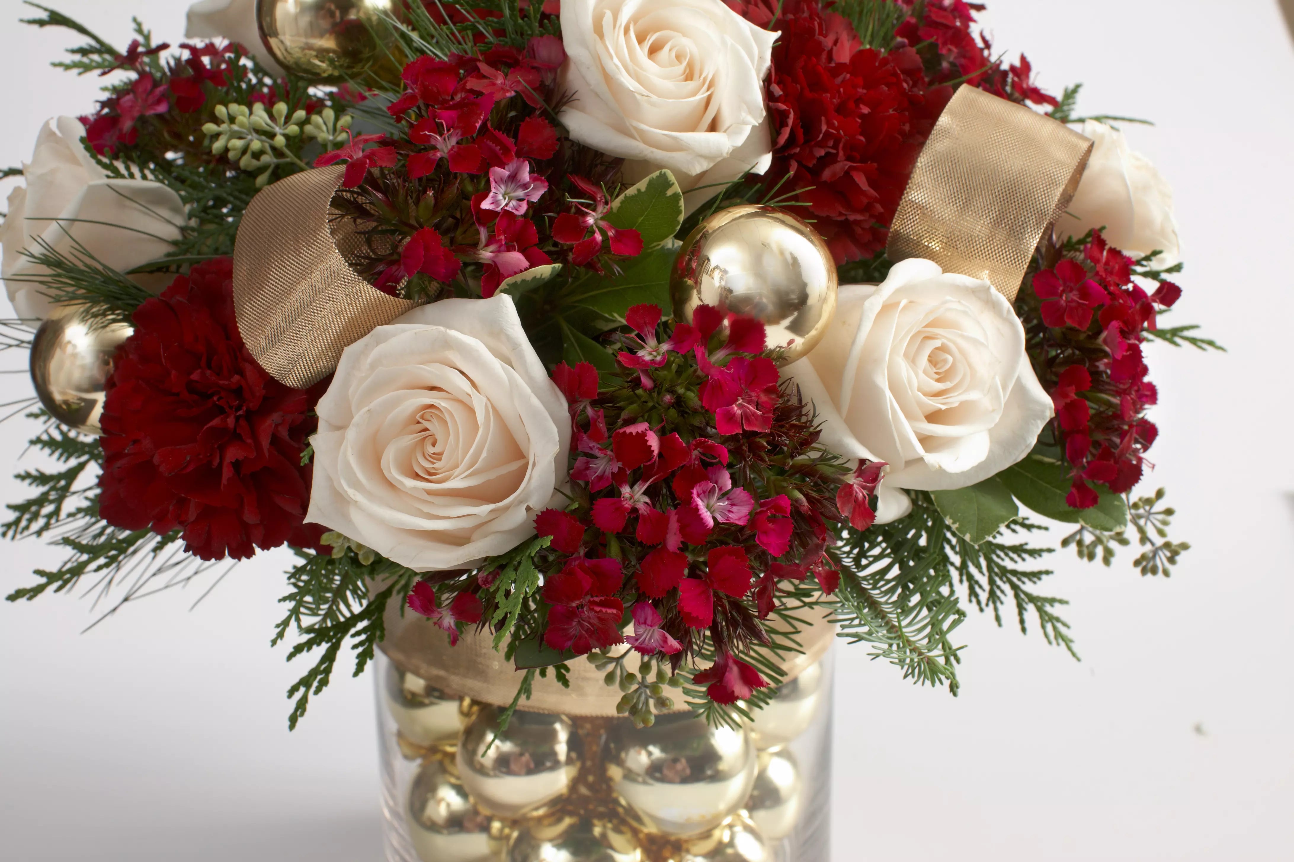 Christmas Rose Bouquets | Elegant Roses for Christmas | James Cress Florist